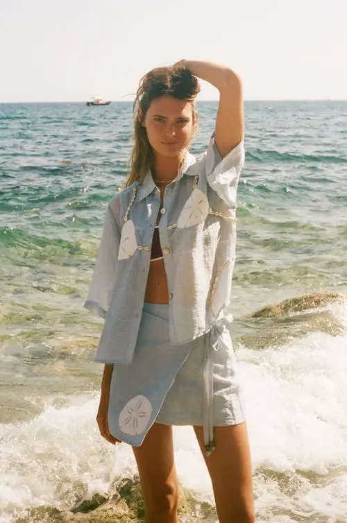 TOMBOLO Sand Dollar Stimulus Relaxed Crop Cabana Top