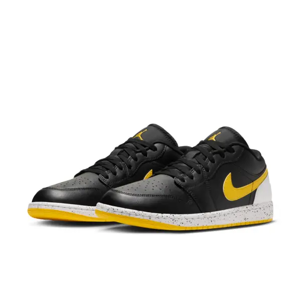 JORDAN 1 Low Se Athletic Shoes - Black