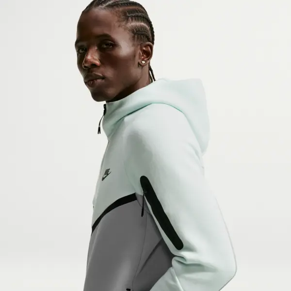 Nike Tech Fleece Windrunner Full-zip Jacket
