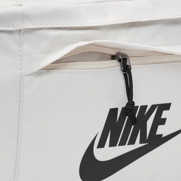 Nike Tech Hip Pack