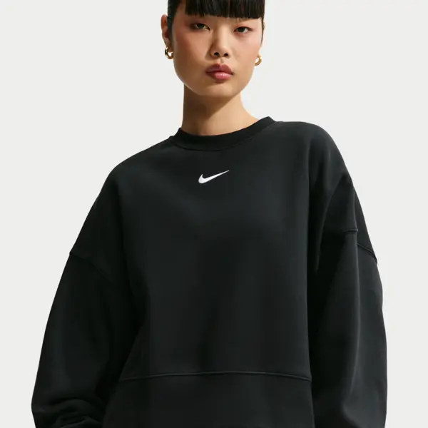 Nike Sportswear Collection Essentials Oversized Fleece Crew Sweatshirt - Black