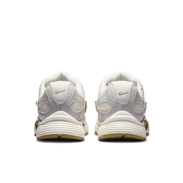 Nike V5 Rnr Shoes With Reflective Accents