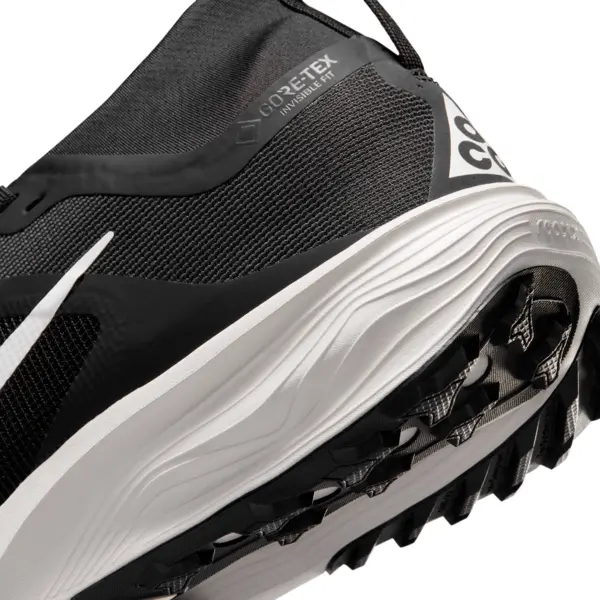 Nike Pegasus Trail Gore-tex Waterproof Running Shoes - Black