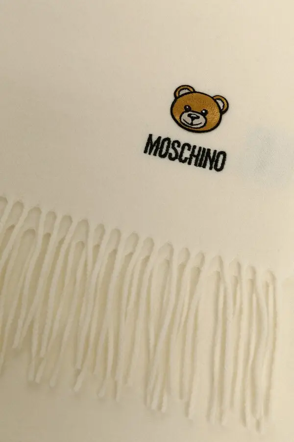 Moschino Teddy Logo Fringed Scarf