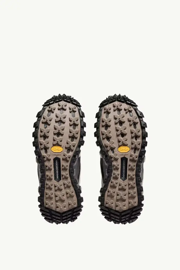 Moncler Trailgrip Megalace Leather Sneakers - Black