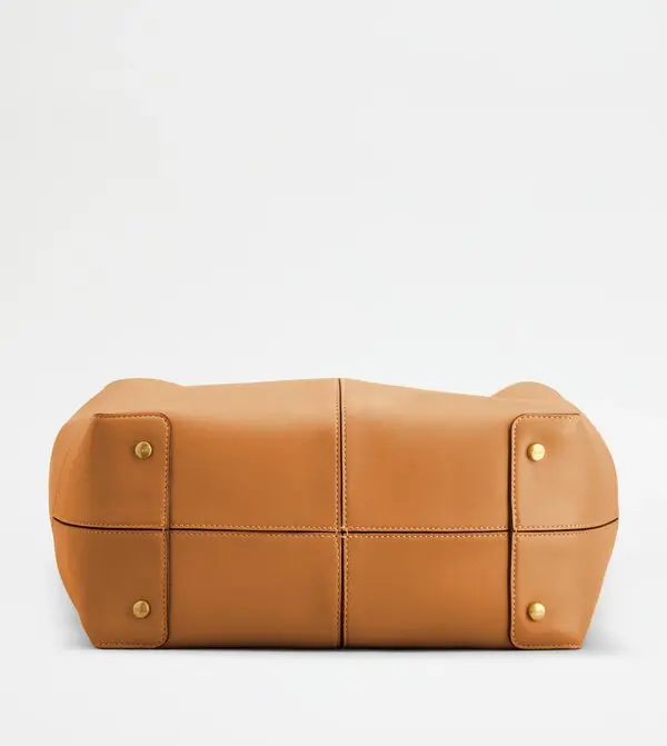 TOD'S Logo Shoulder Bag