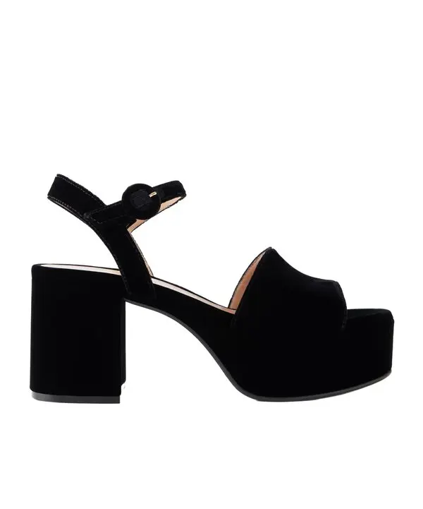 GIANVITO ROSSI Velvet Sandals