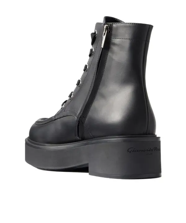GIANVITO ROSSI Leather Ankle Boots - Black