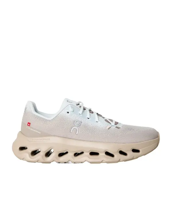 On Running Shoes - Nude