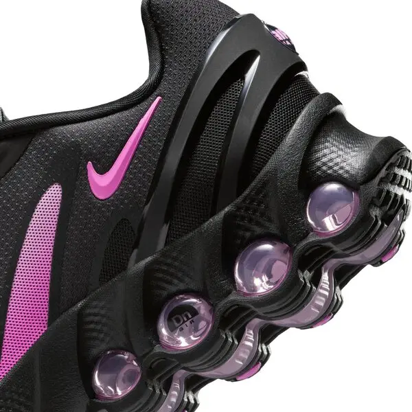 Nike Low Top Lace Up Running Sneaker