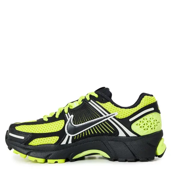 Nike Lowtop Laceup Running Sneaker