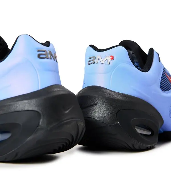 Nike Lowtop Laceup Sneaker