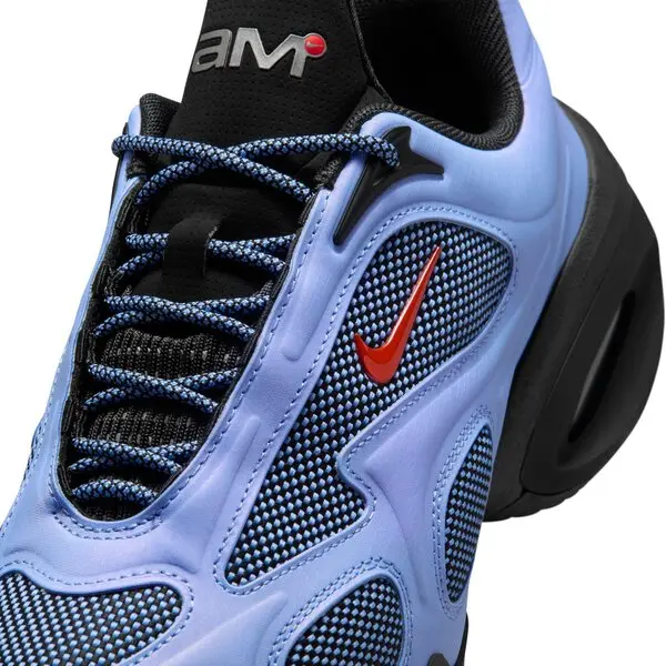 Nike Lowtop Laceup Sneaker