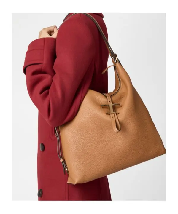 TOD'S T Timeless Medium Leather Shoulder Bag