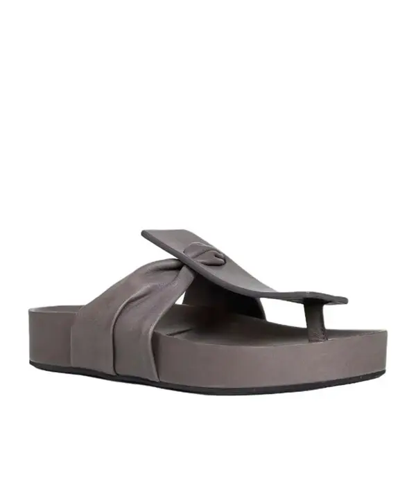 UMA WANG Flip-flops