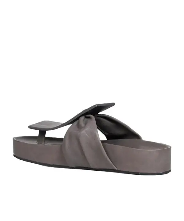 UMA WANG Flip-flops