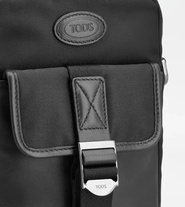 TOD'S Zip-fastening Flap Messenger Bag