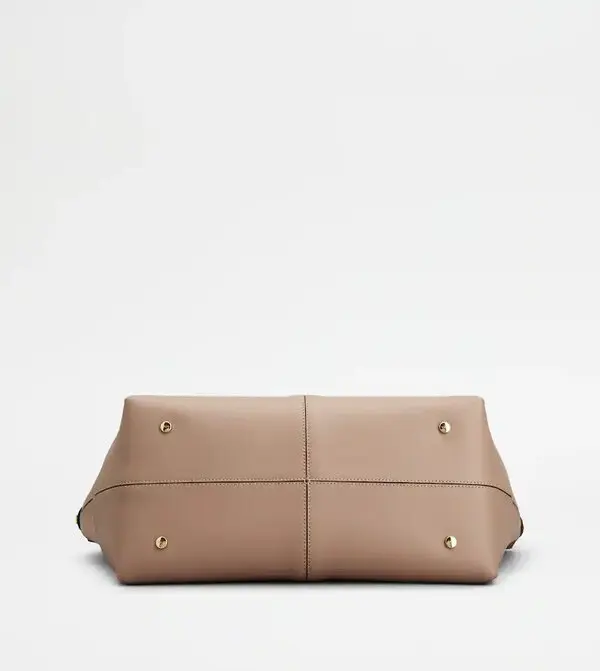 TOD'S V-cut Tote Bag
