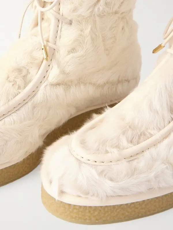 AQUAZZURA Solid Color Shearling Boots