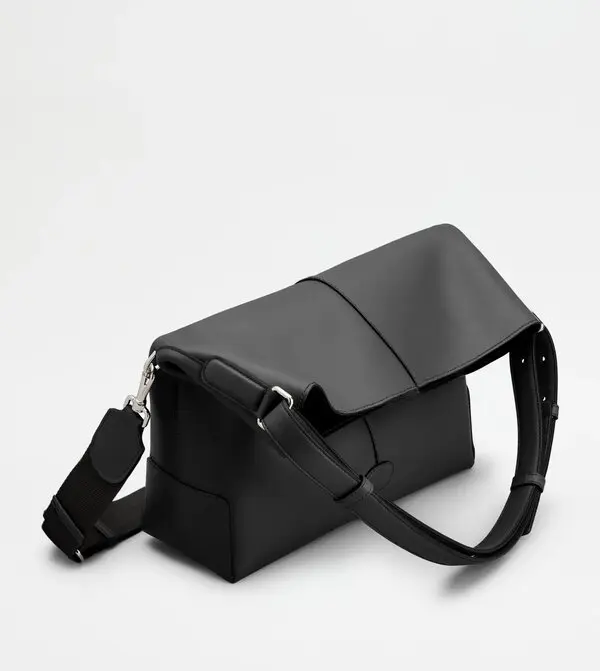 TOD'S Logo Shoulder Bag