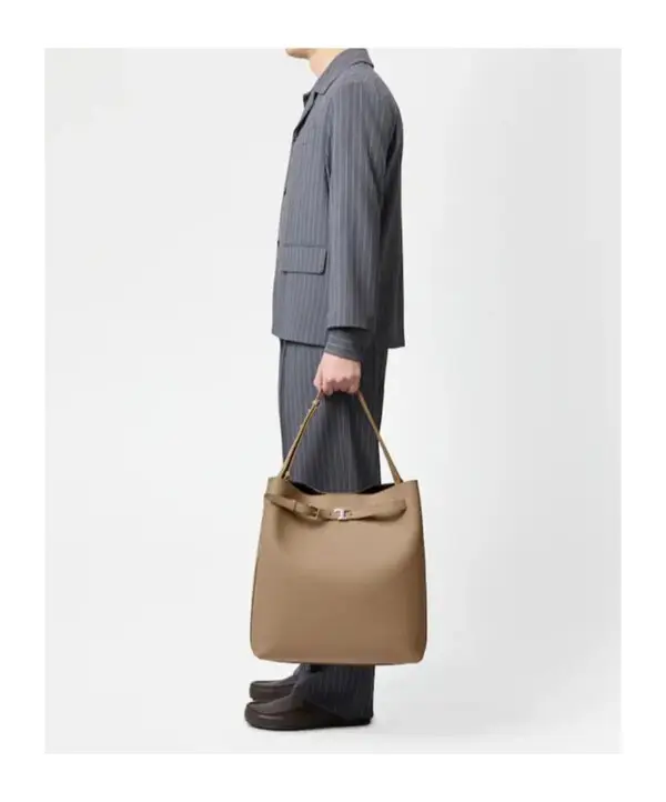 TOD'S Solid Color Single-shoulder Bag