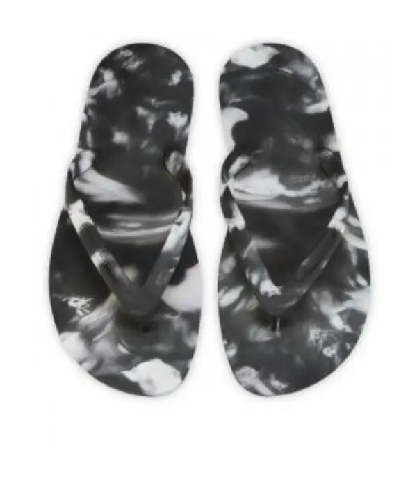 CHRISTIAN LOUBOUTIN Flat Thong Sandals