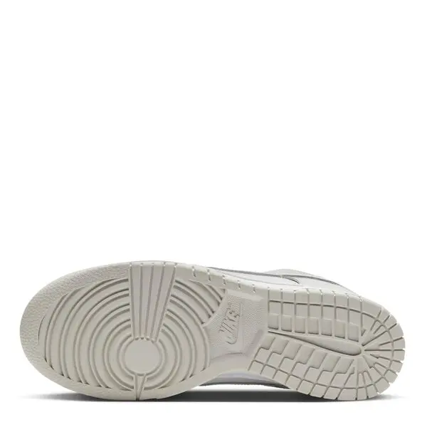 Nike Lowtop Laceup Sneaker