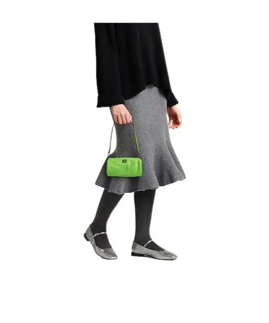 Tory Burch Plain Colour Handbags