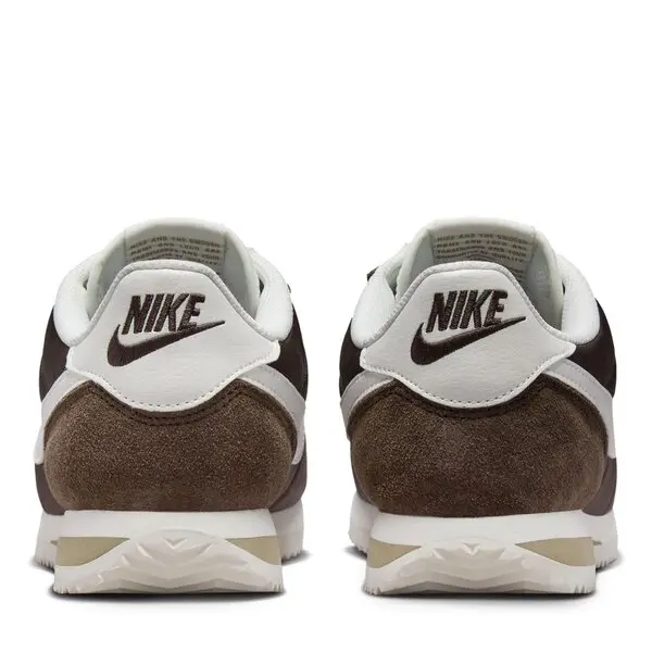 Nike Retro Low Top Casual Sneakers