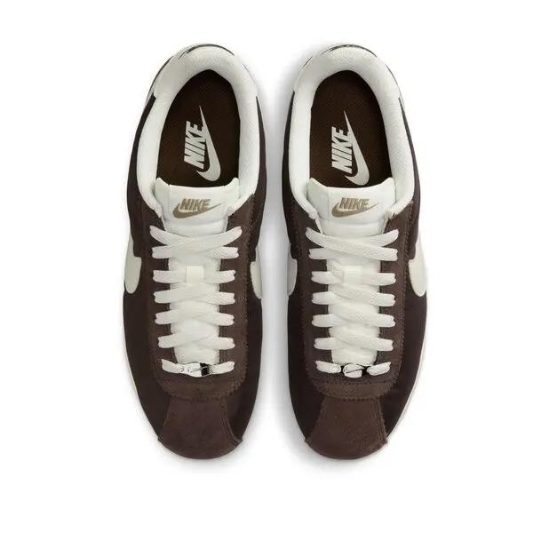 Nike Retro Low Top Casual Sneakers