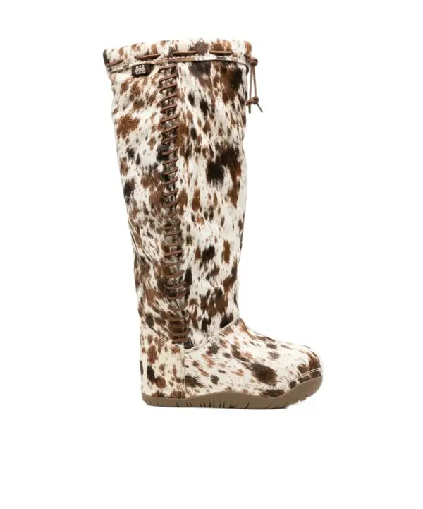 UGG Round-toe Tall Boots - Nude
