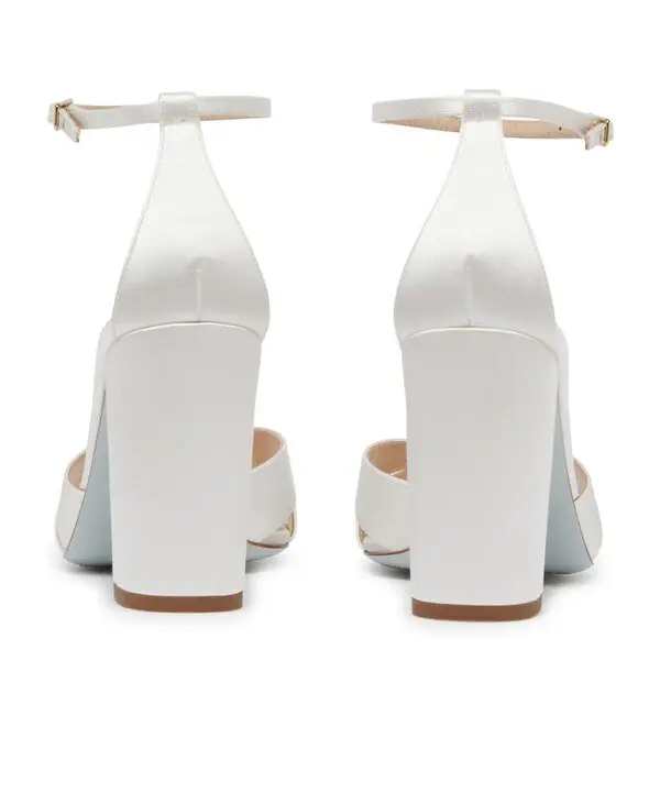 AQUAZZURA Round Toe High Heel Sandals