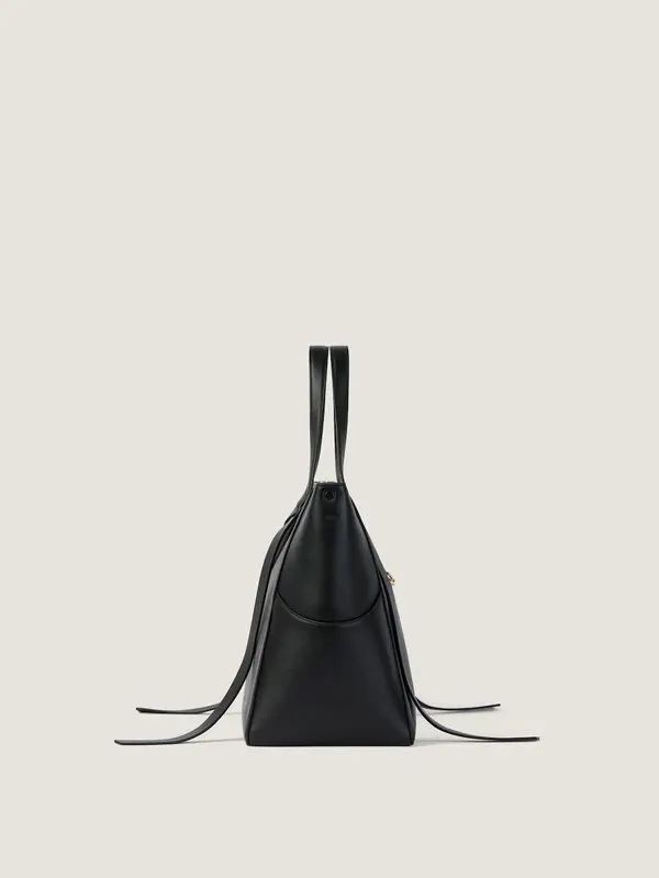 Givenchy Large The Snatch Bag In Grained Leather