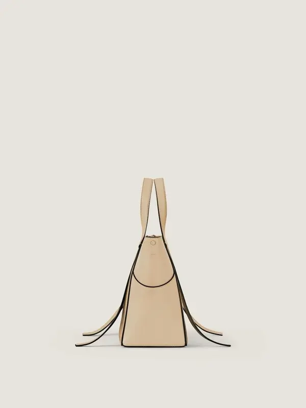 Givenchy Medium The Snatch Bag In Grained Leather