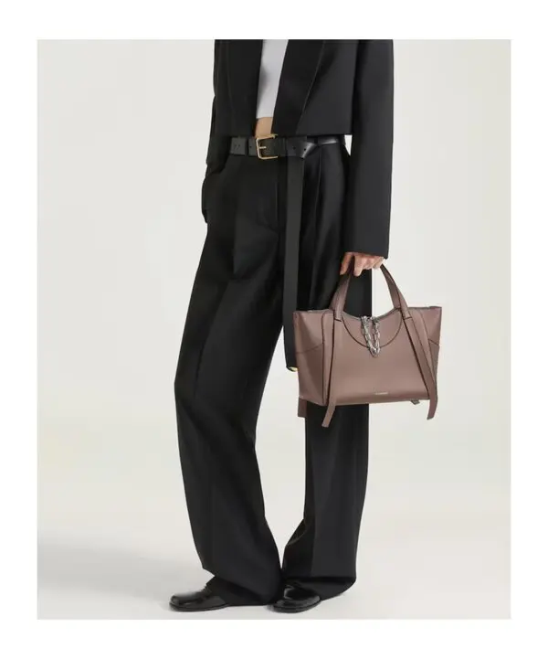 Givenchy Medium The Snatch Bag In Grained Leather
