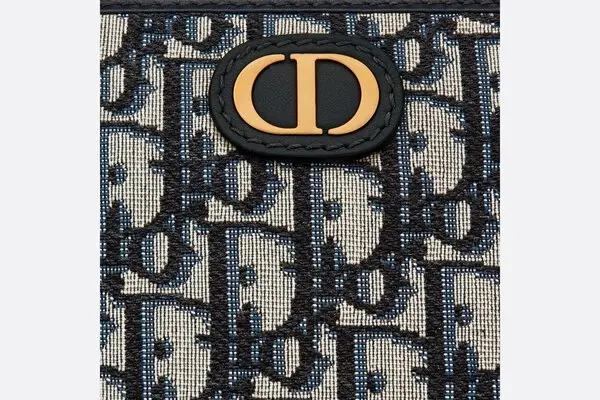 Dior 30 Montaigne Aphrodite Pouch