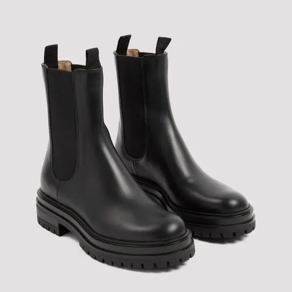 GIANVITO ROSSI Chester Round Toe Ankle Boots