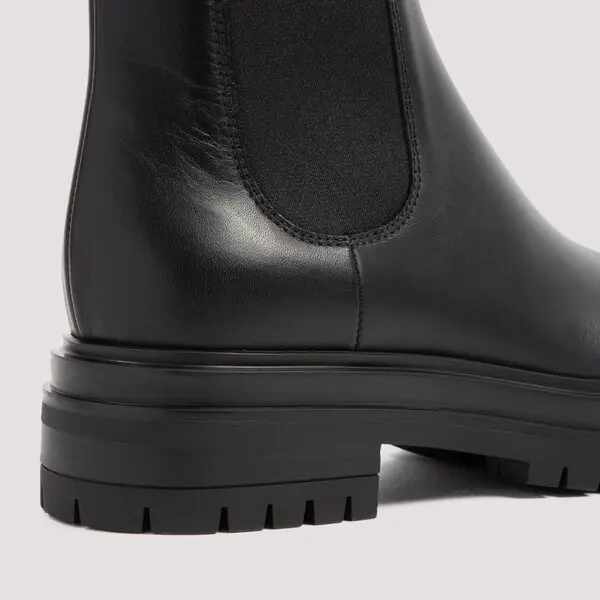GIANVITO ROSSI Chester Round Toe Ankle Boots