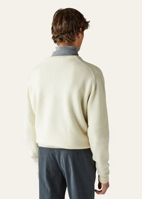 Loro Piana V-neck Cashmere Long-sleeved Sweater