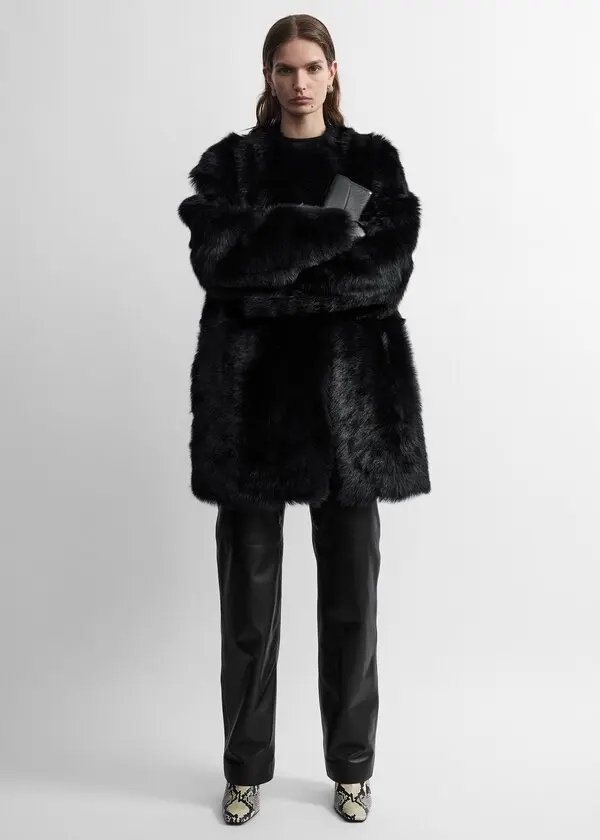 TOTEME Short Silky Shearling Coat - Black