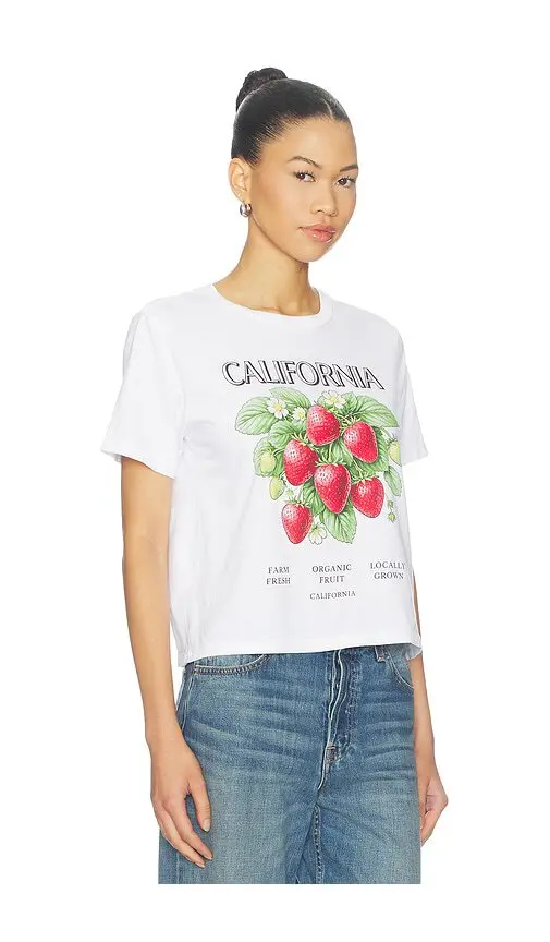 SUNNY SOMEWHERE California Strawberries Everyday Tee