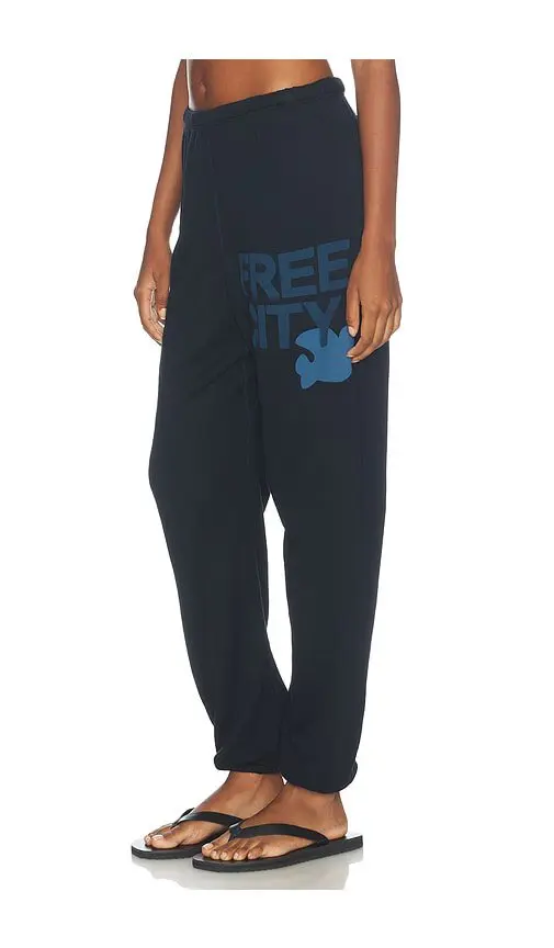 FREECITY Superfluff Lux Og Sweatpant In Navy