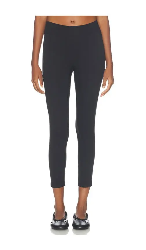 437 The Cropped Legging