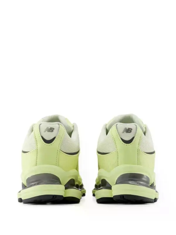 NEW BALANCE Abzorb 2000s Shoes