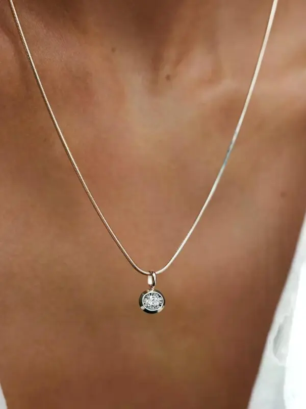 Monica Vinader Oval Diamond Pendant