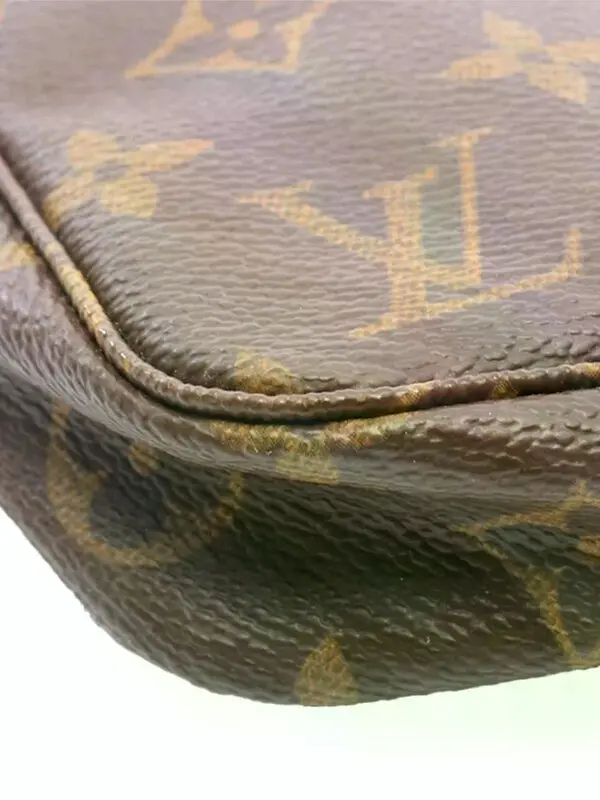 LOUIS VUITTON 2001 Monogram Pochette Accessoires Shoulder Bag