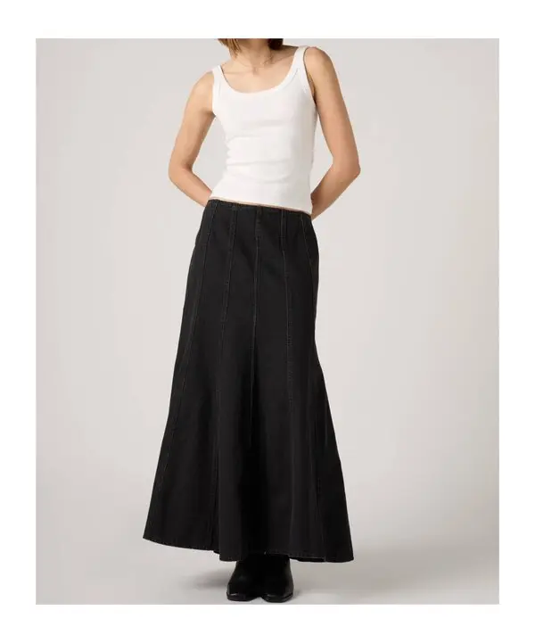 LEVI'S Seamed Flare Denim Skirt