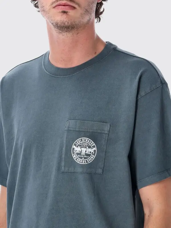 LEVI'S Cotton T-shirt With Patch Pocket And Graphic Logo Print - Black