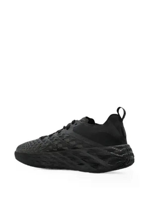 Nike Ava Edge Sneakers