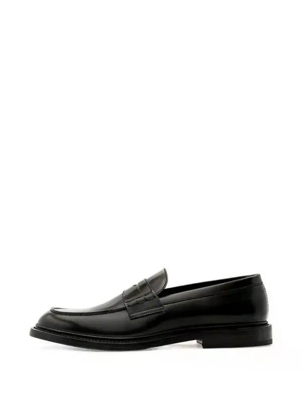 LOTTUSSE Prestige Round-toe Loafers
